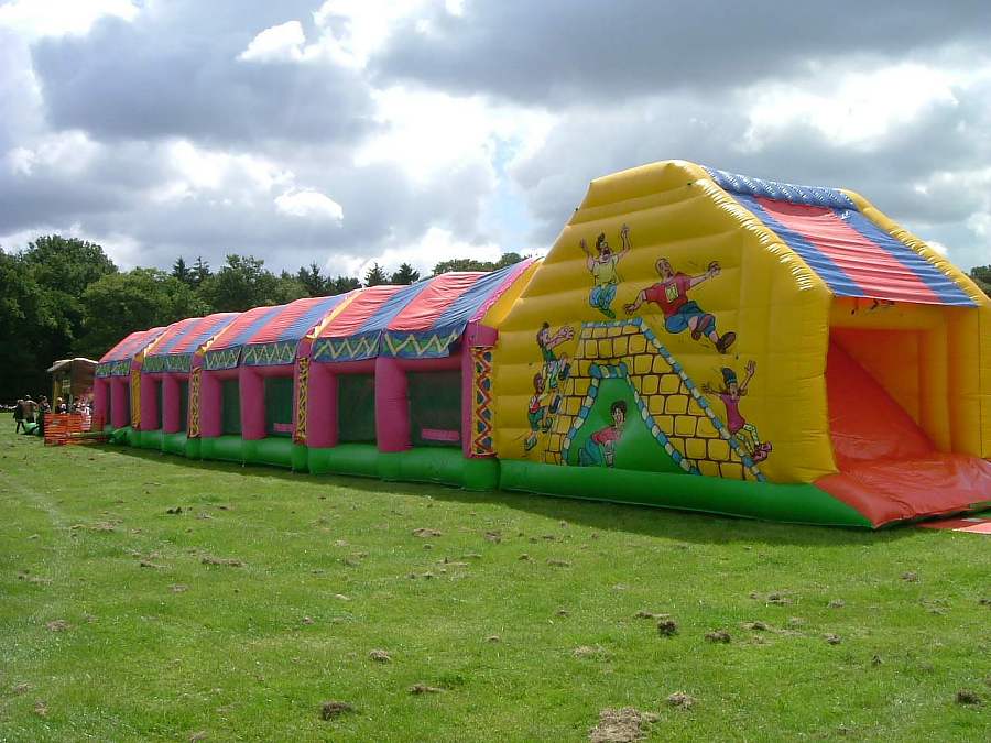 Corporate Fun Day activities, Berkshire, Buckinghamshire, Surrey ...